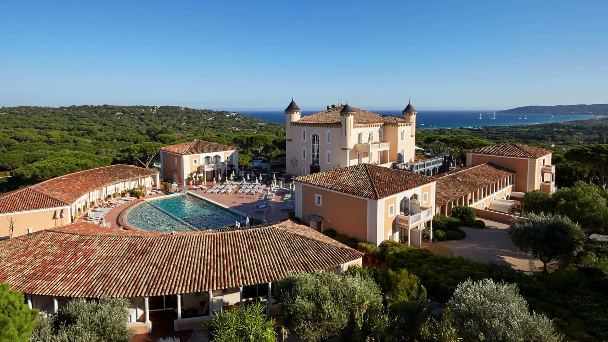 PREDSTAVLJAMO CHATEAU DE LA MESSARDIÈRE U SAN TROPEU - La Vie De Luxe