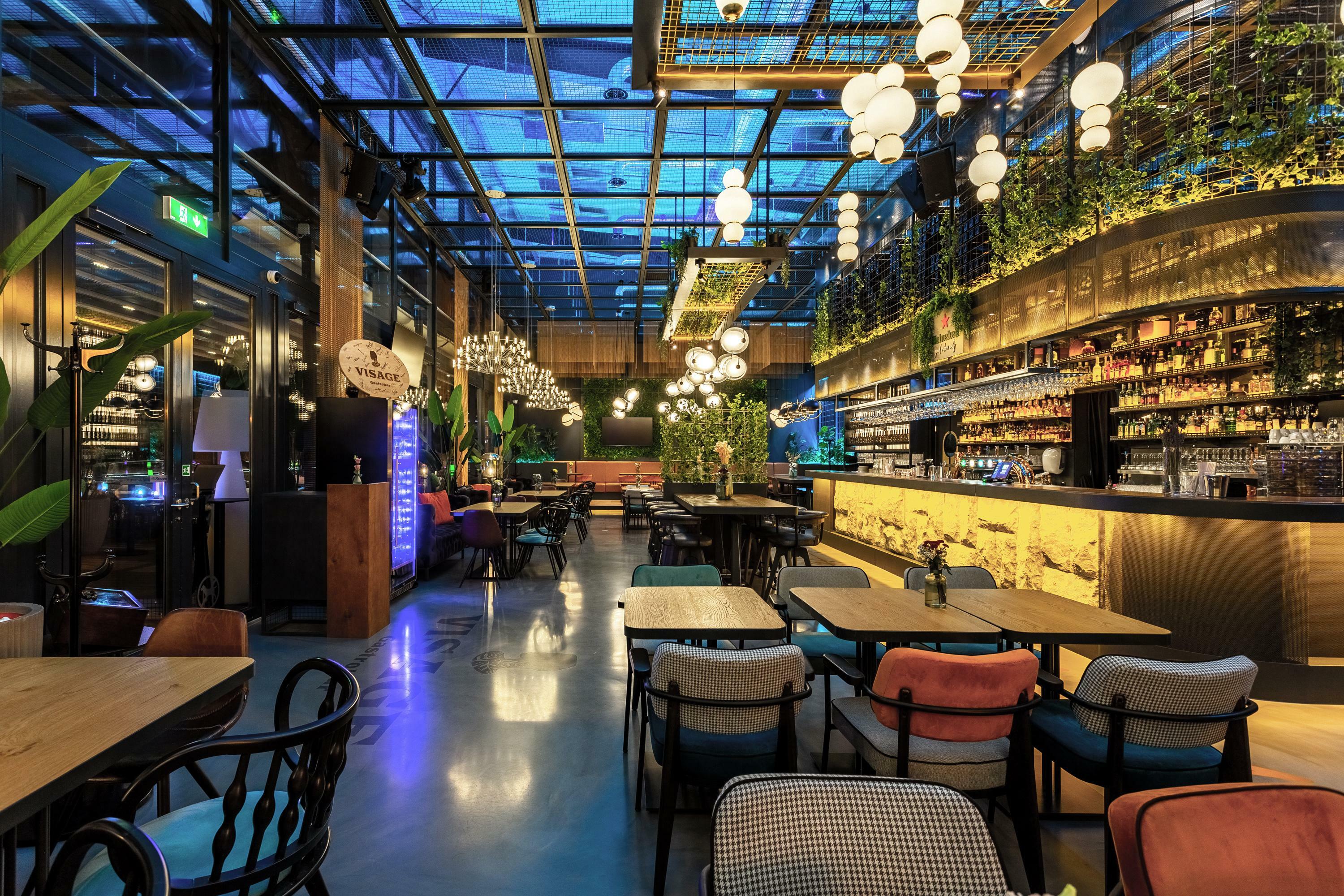 VISAGE GASTROBAR, Cirih by A4 STUDIO - La Vie De Luxe